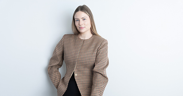 Stephanie Robinson | Associate | Real Estate
