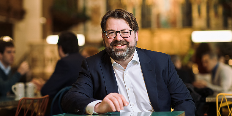 James Raynor | Podcasts | Latest