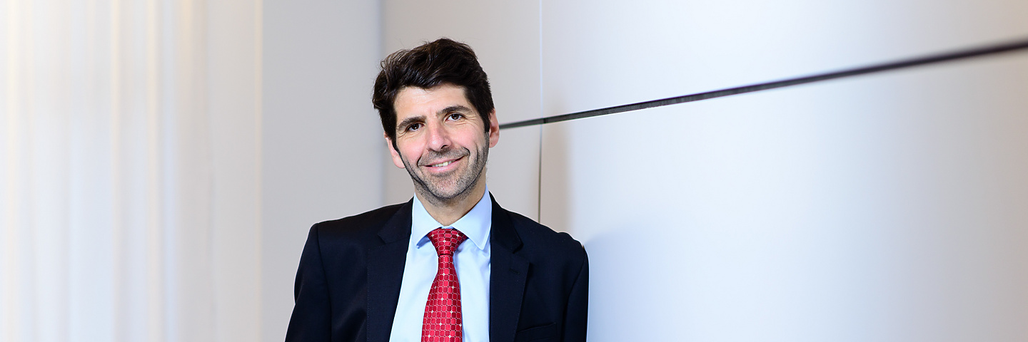 Andrew Goldstone | Partner | Mishcon Private
