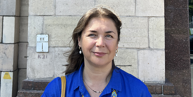 Anna Shevchenko - Around the War in 20 Stories