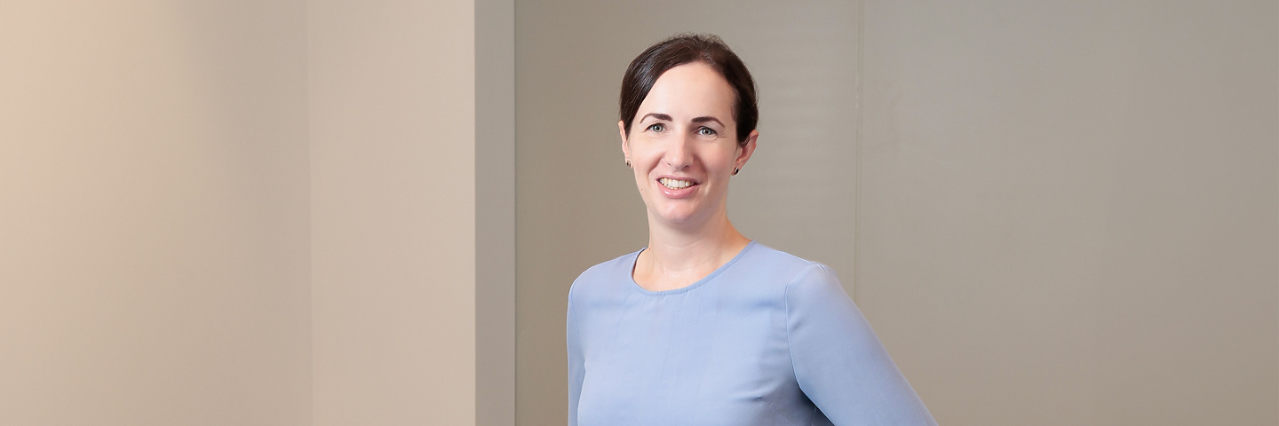 Jenny Vipond | Managing Associate | Mishcon Private